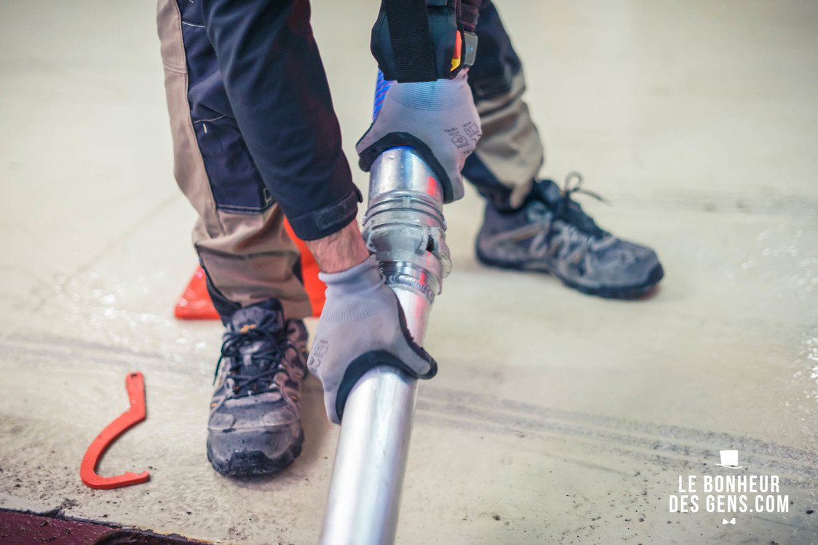 Utiliser un camion hydrocureur pour le nettoyage des puits perdu